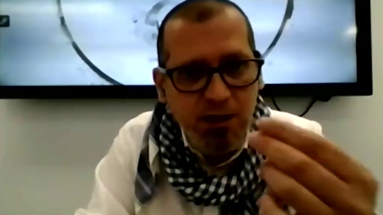 Entrevista: el poeta Sandro Luna presenta “El monstruo de las galletas ...
